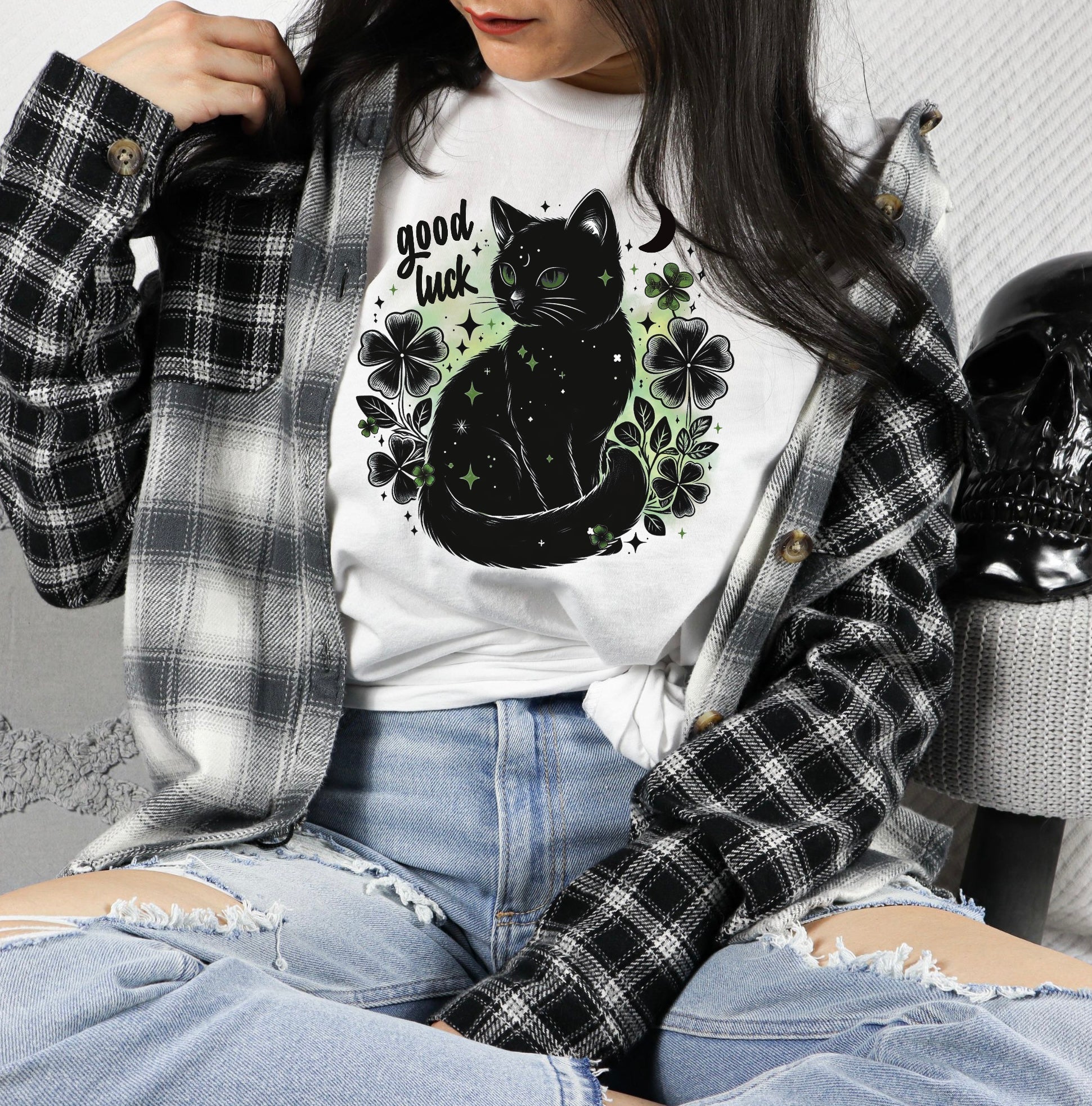 Good Luck (with and without background) – Raising Three Designs